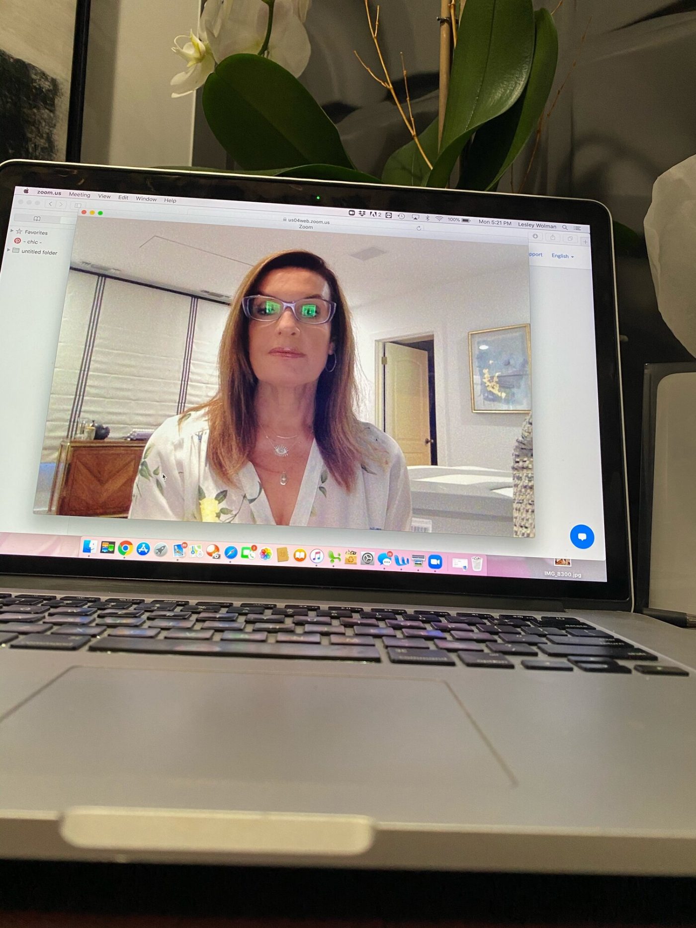 How to Look Good on a Zoom Call – Fabulesley