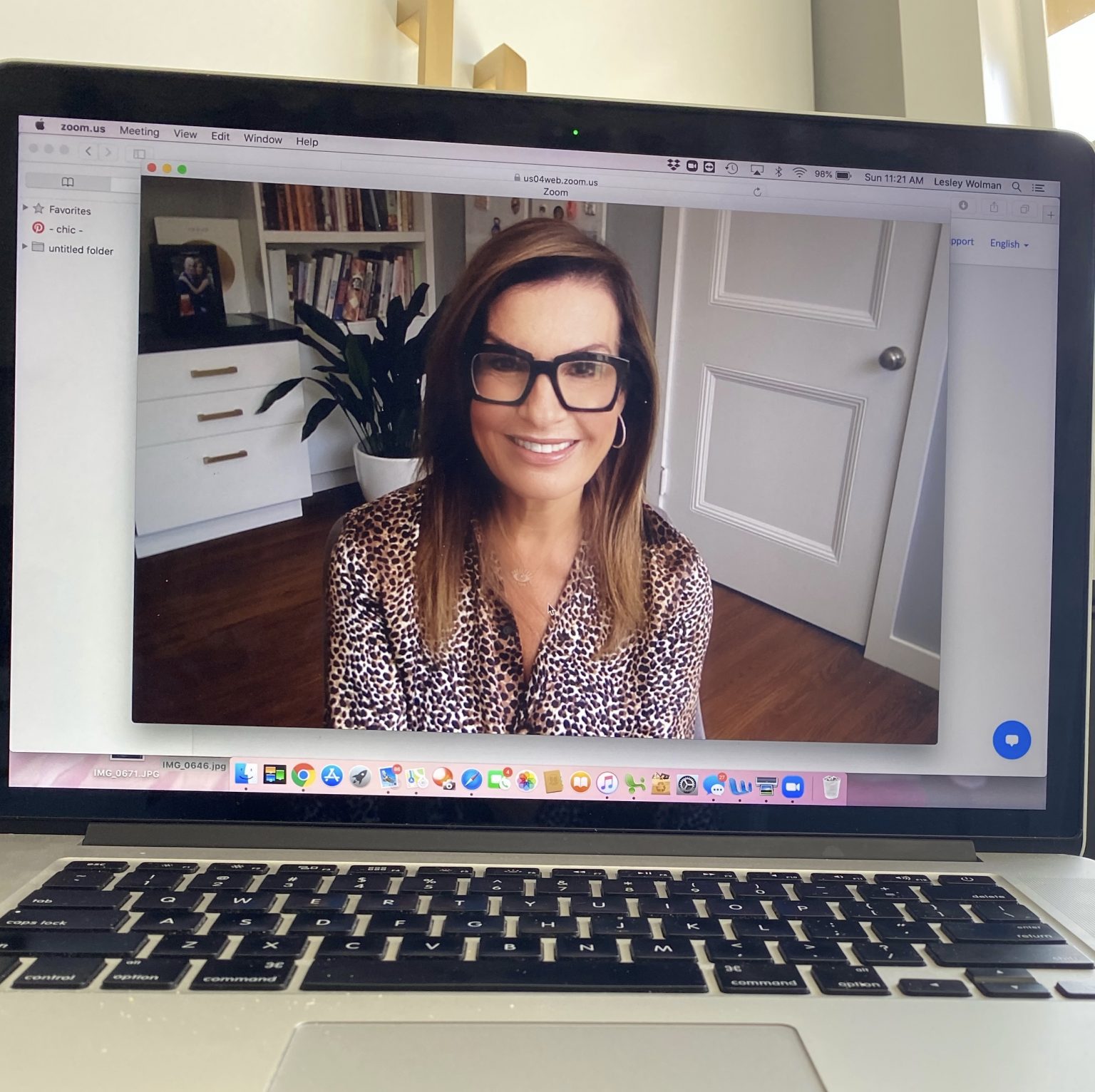 How to Look Good on a Zoom Call – Fabulesley