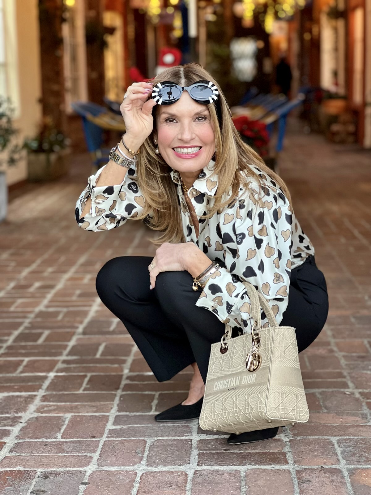 Classic Chic and a Smile – Fabulesley